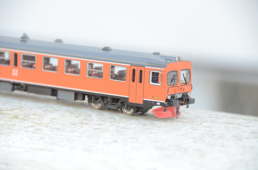 Brass Department | One87 SJ Type Y1 #1366 Diesel Rail Coach