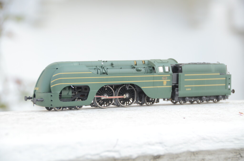 Brass Department | Philotrain SNCB Type 12 001 Streamlined Steam Locomotive